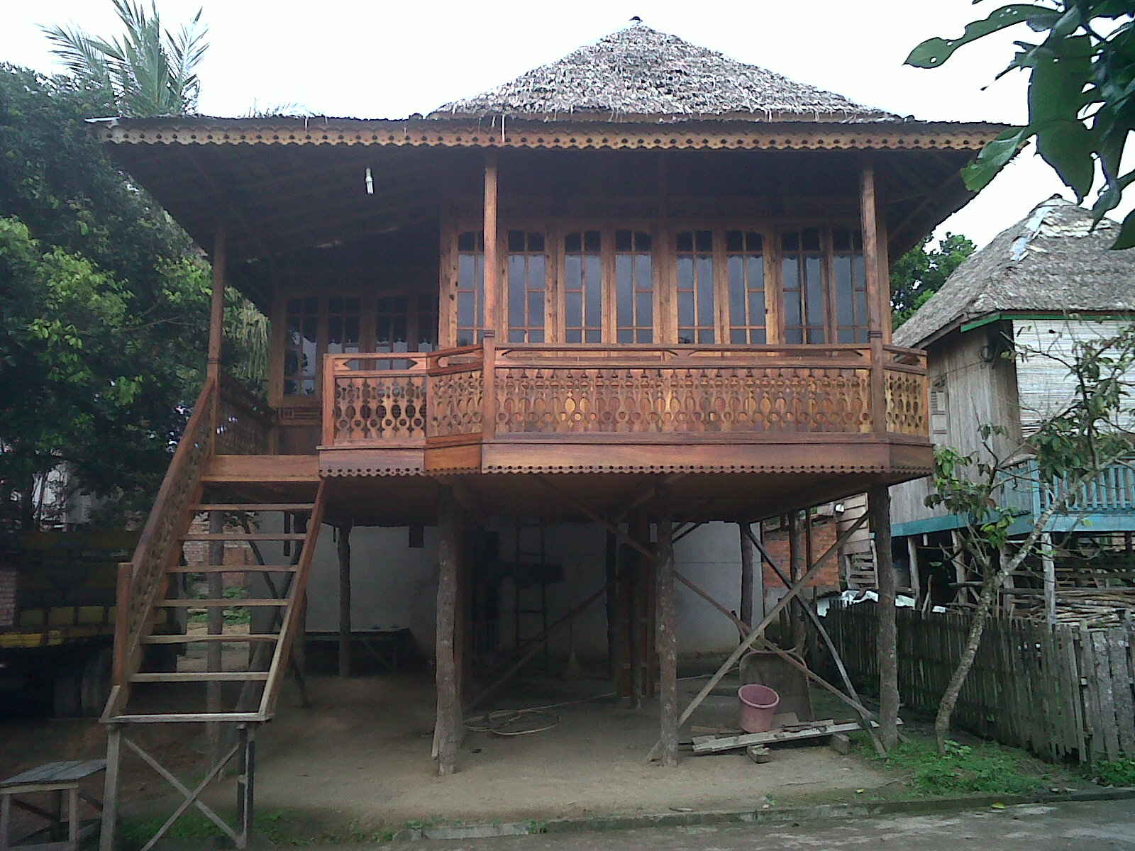 rumah bongkar pasang