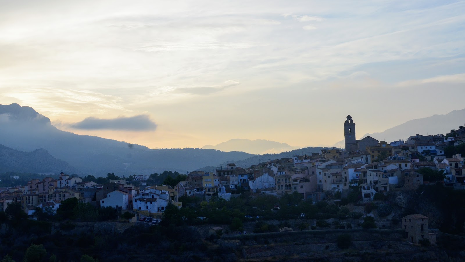 Layman's London: Unoom Restaurante, La Nucia, Alicante, Spain