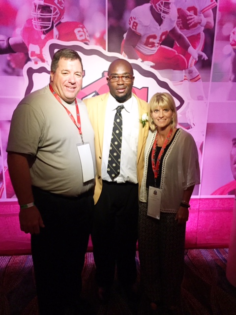 Nebraska Sports Journal: Jim Scott and his wife attends Will Shields ...