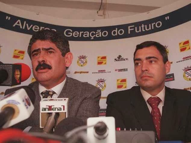 O híbrido Pedro Mil Homens afasta Nuno Gomes do SLBenfica. A ...