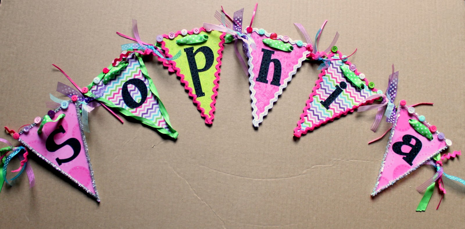 Sweet Pickle Designs: Girly Pennant Banner
