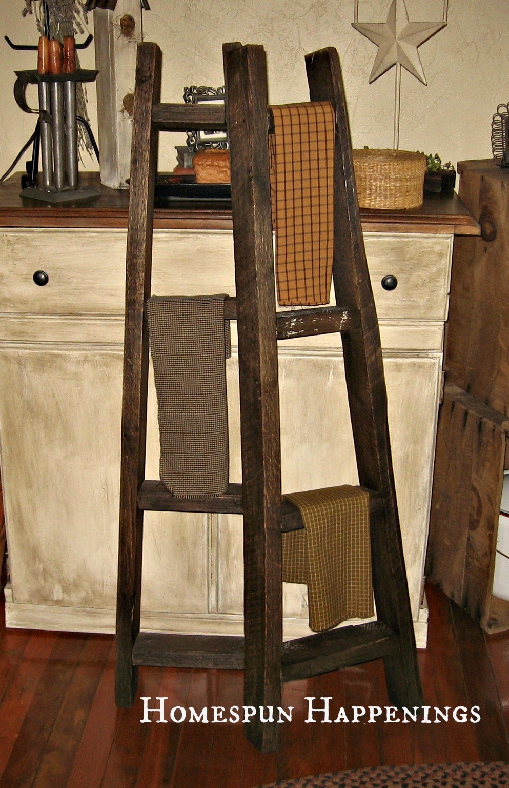 Homespun Happenings: Apple Ladders Made From Pallets