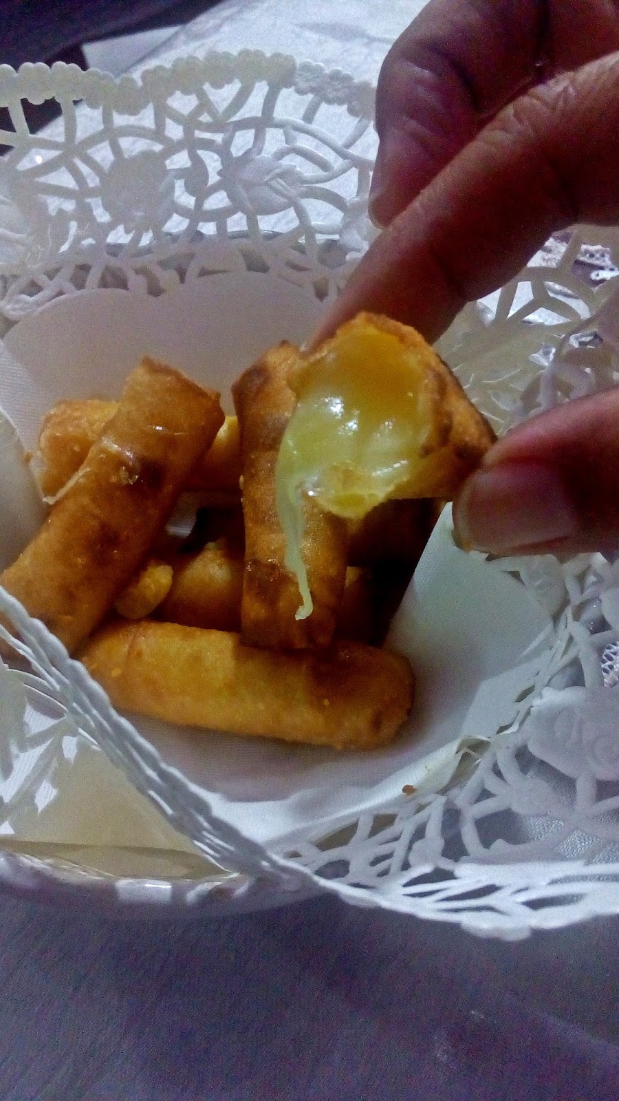 SurayaMSyed: Popia Cheese Stick