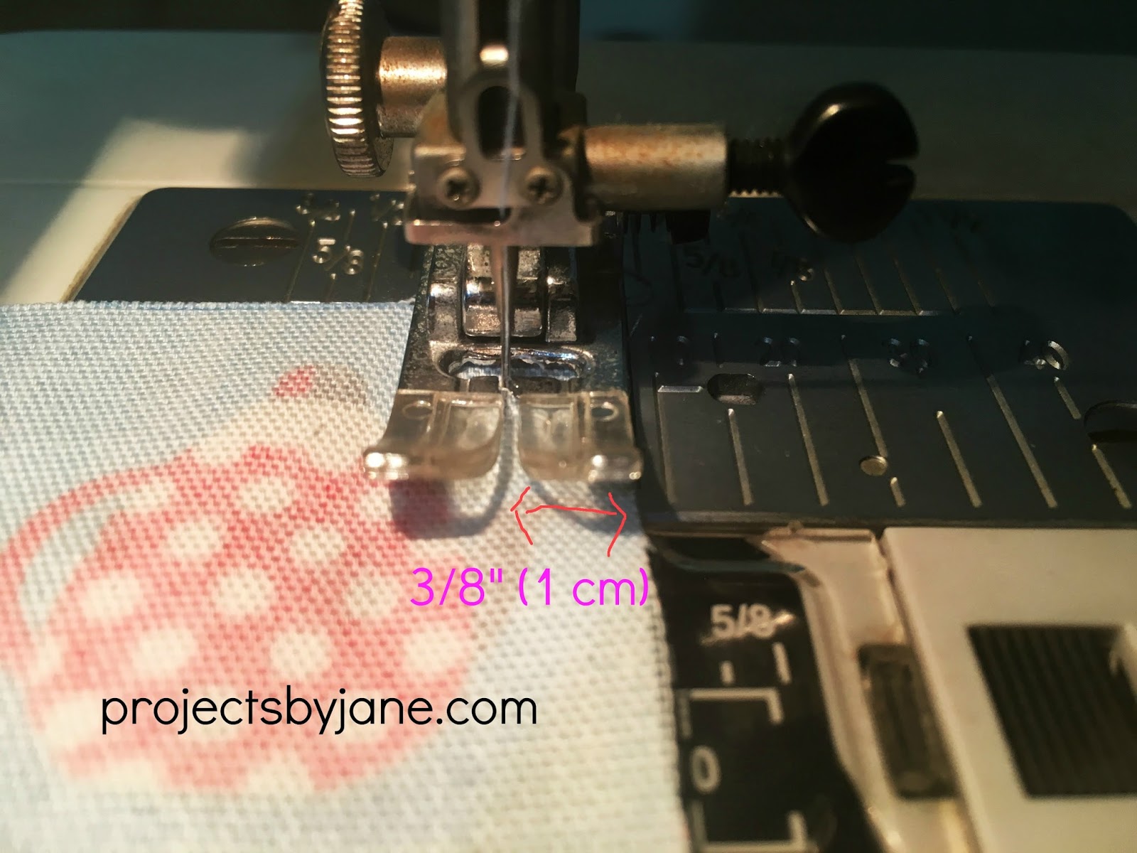 How to sew an accurate seam allowance - projectsbyjane.com