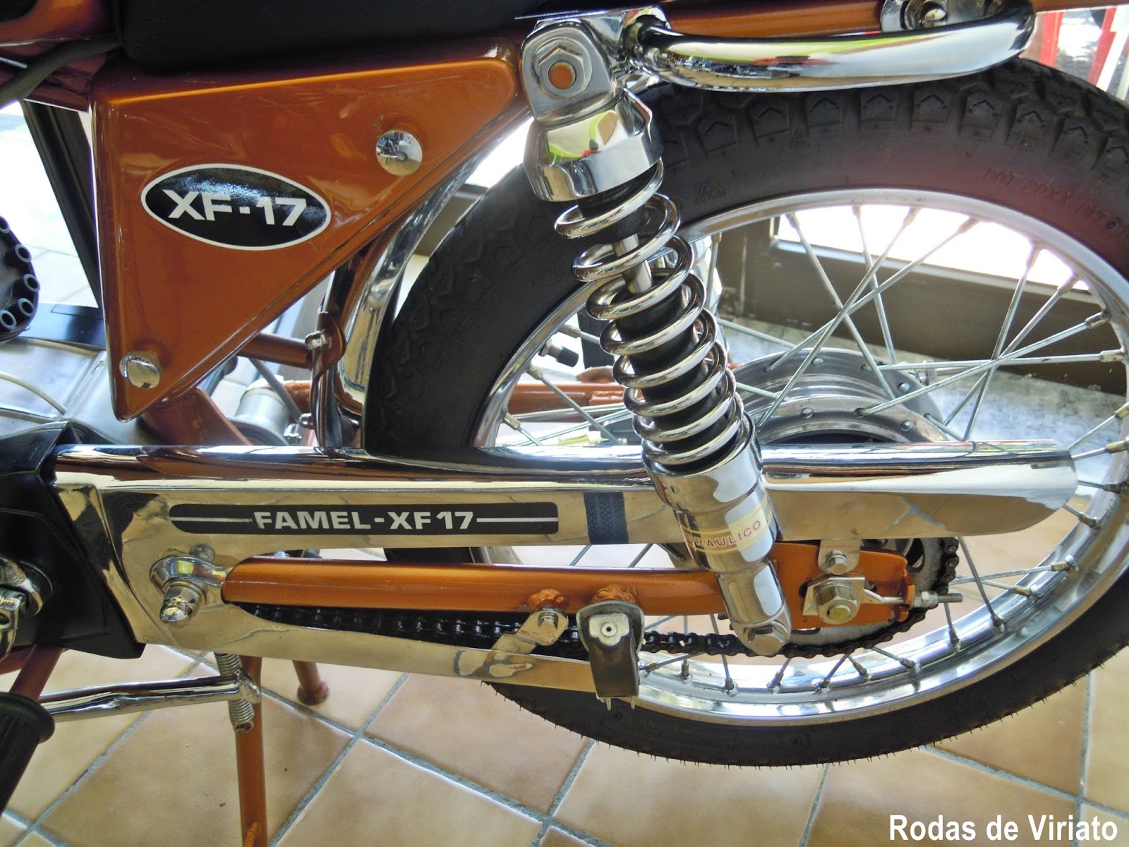 Motorizada Famel XF 17 - Oficina Moto & Restauro