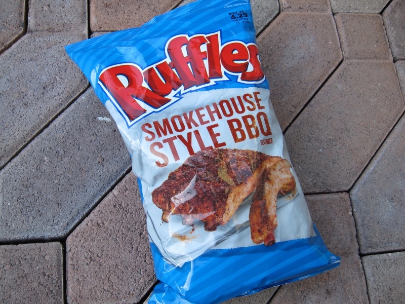 Review: Frito Lay - Ruffles Smokehouse BBQ Potato Chips