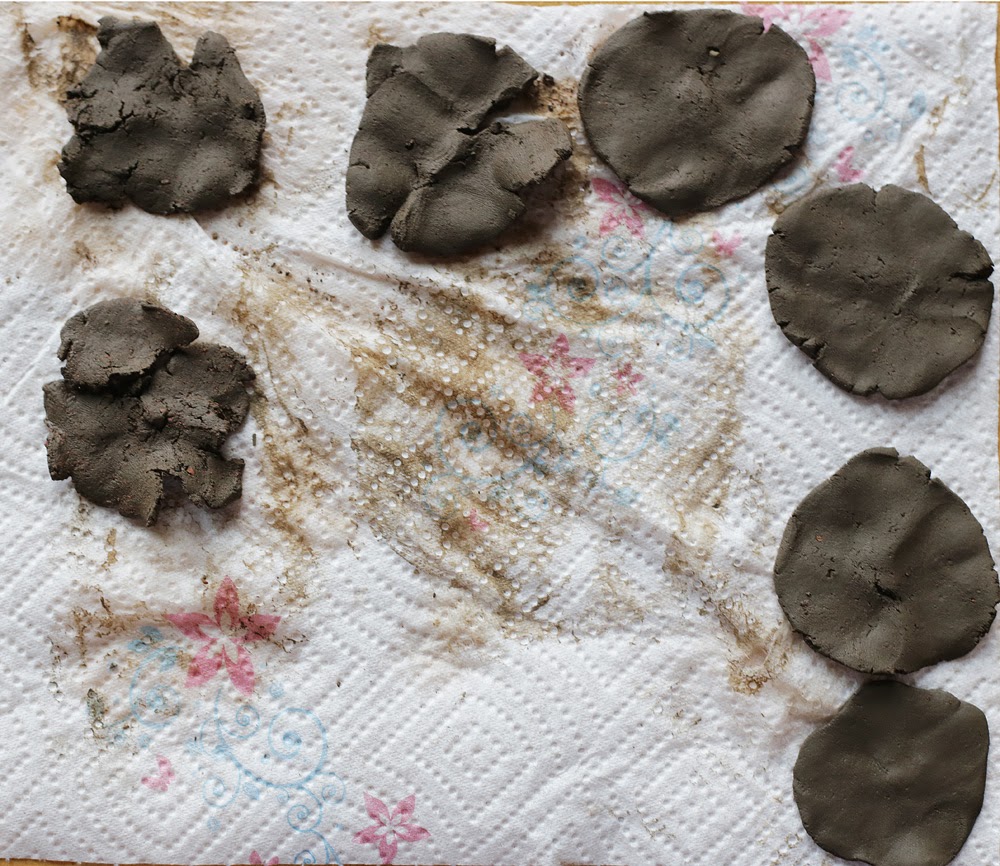 Cauliflower Laboratories: Homebrew Pottery - Tempering local clay