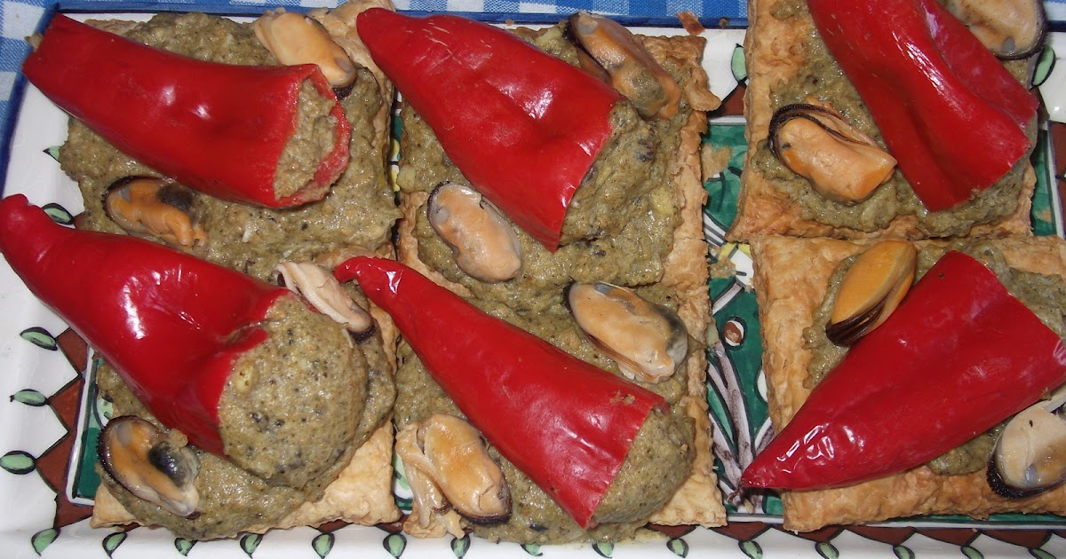 Stuffed Pimientos With Mussels On Puff Pastry....Lovey Entrée