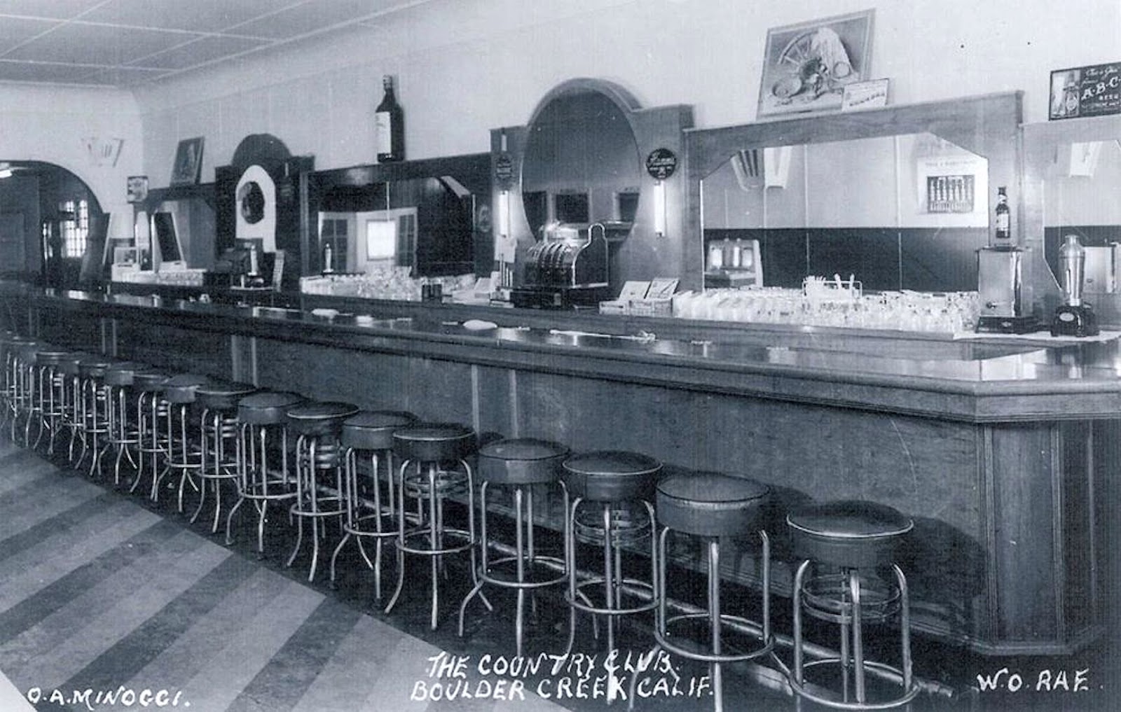 Forestdweller: Joe's Bar