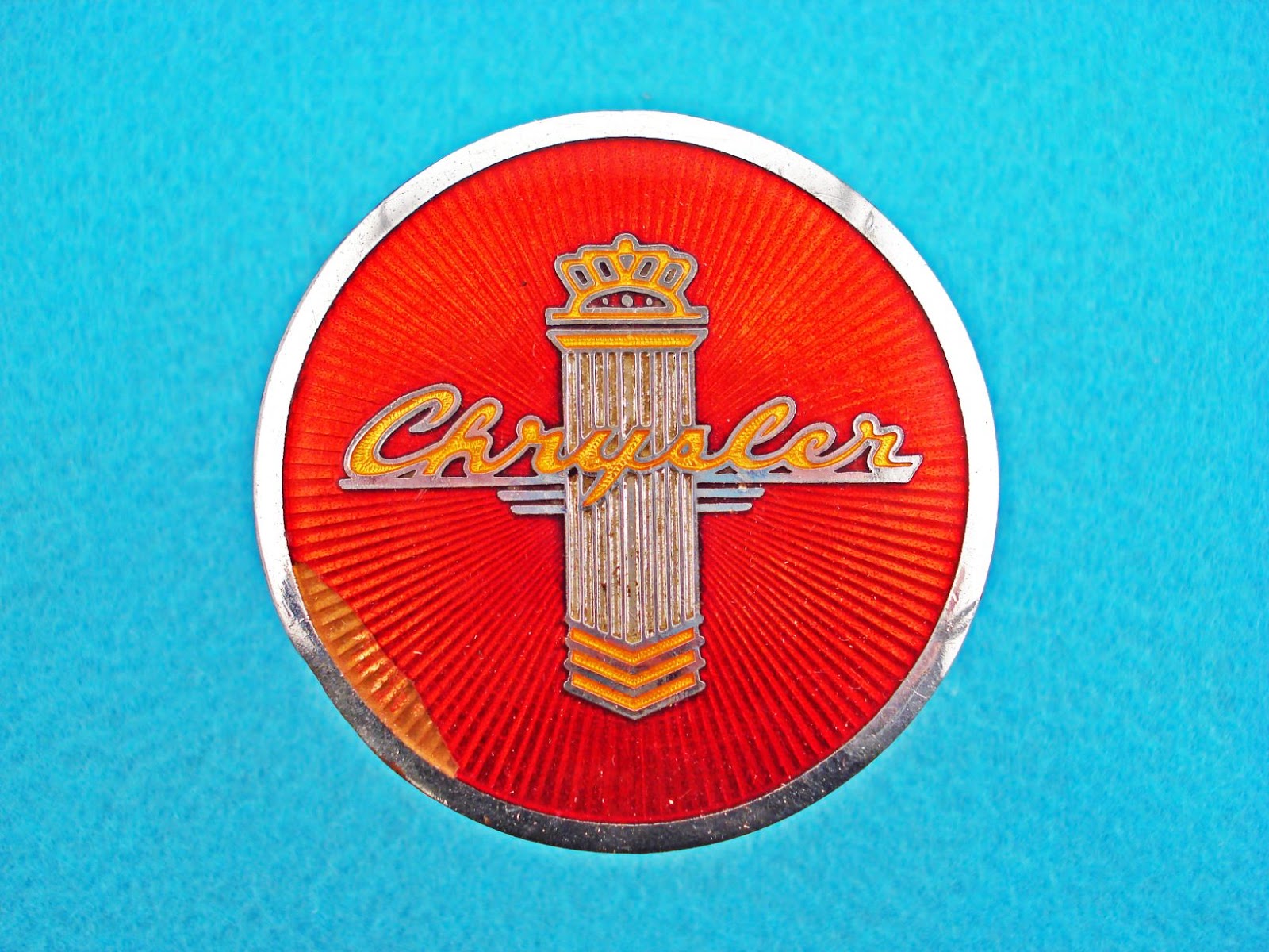 American Auto Emblems: CHRYSLER