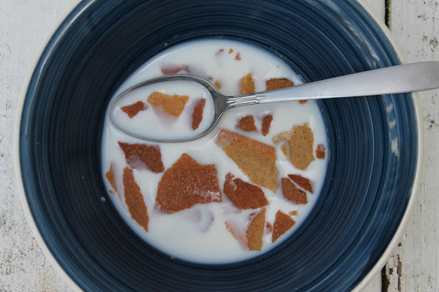Mom's Frugal: Homemade Wheat Flakes Cereal