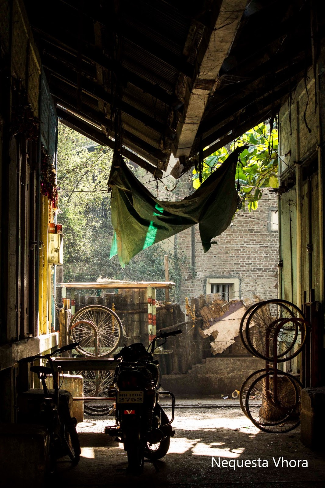 Wondering Wanderer: A little bit of the Punyanagari in Pune.