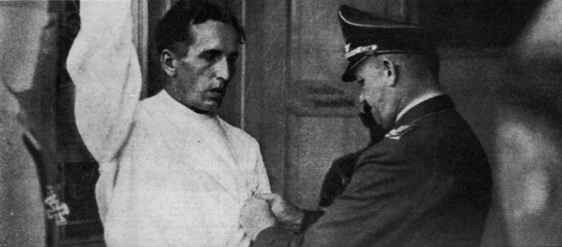 ΚΡΗΤΗ 1941-1945: ΦΩΤΟΓΡΑΦΙΕΣ ΑΠΟ ΤΗ ΜΑΧΗ ΤΗΣ ΚΡΗΤΗΣ (4)