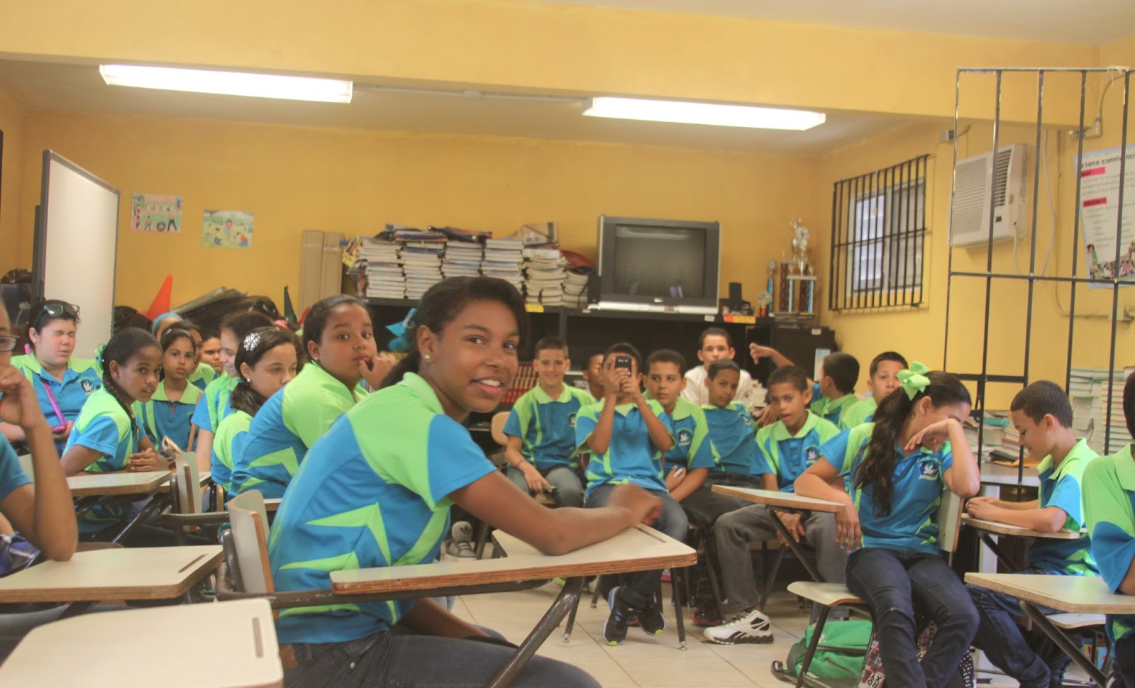 Cuarta Visita a la Escuela Elemental La Fermina de Las Piedras, P.R.