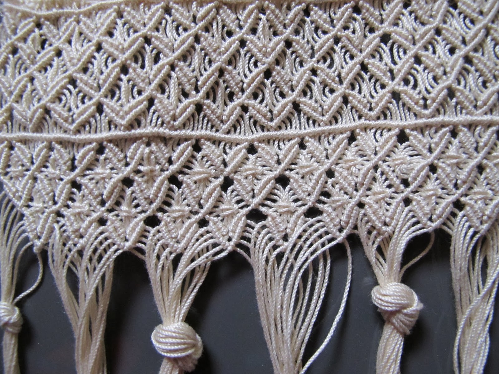 Frange Macramè- Macramè Fringe