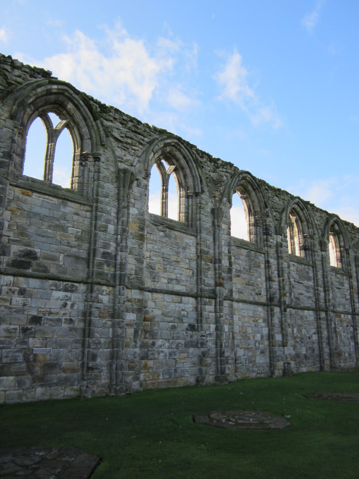 Scotland: The Castle Chronicles: Matriculation and Ruins (Sep. 22)