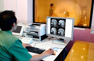 Informasi Umum: Pemeriksaa MRI atau Magnetic resonance imaging
