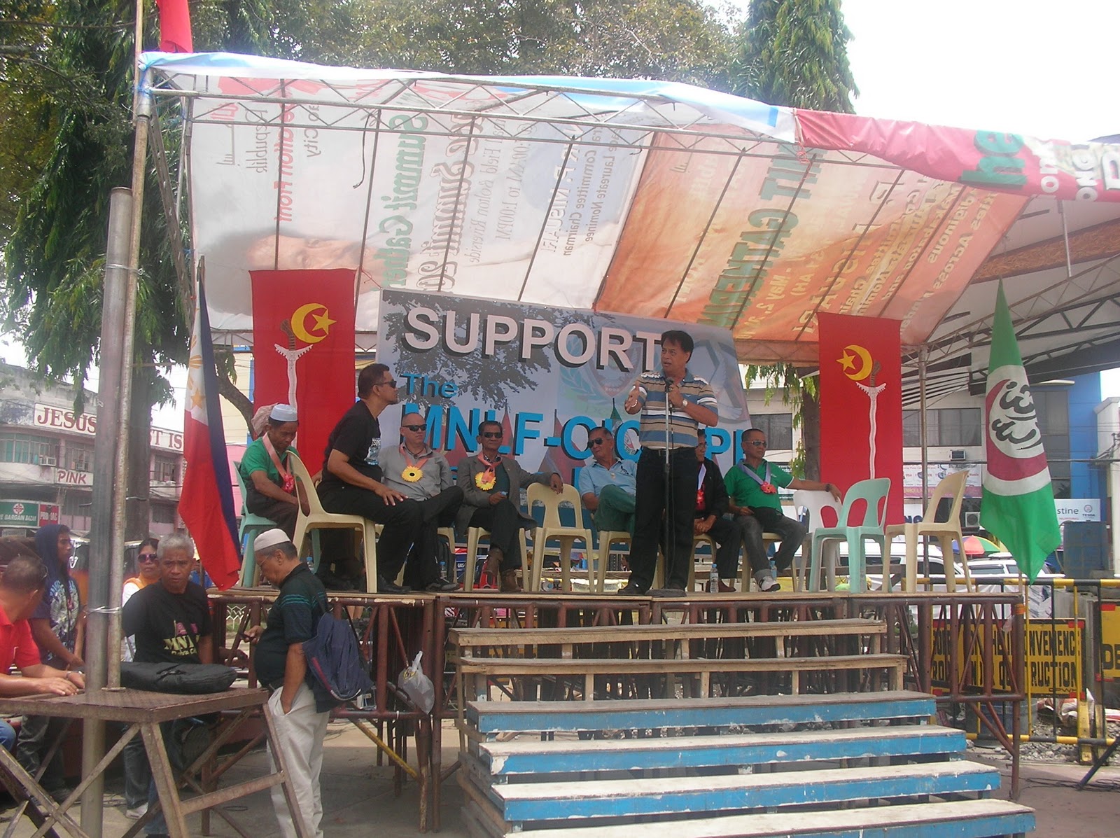 MNLF Davao City Info: MINDANAO LEADERS SUPPORT THE PEACE RALLY IN DAVAO ...