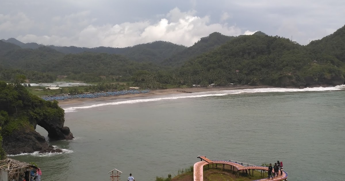 LAMPON BEACH - SERUNYA PETUALANGAN