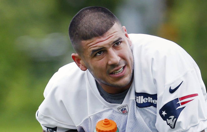Aaron Hernandez Football HD Wall Wallpapers - HD Wall Wallpapers
