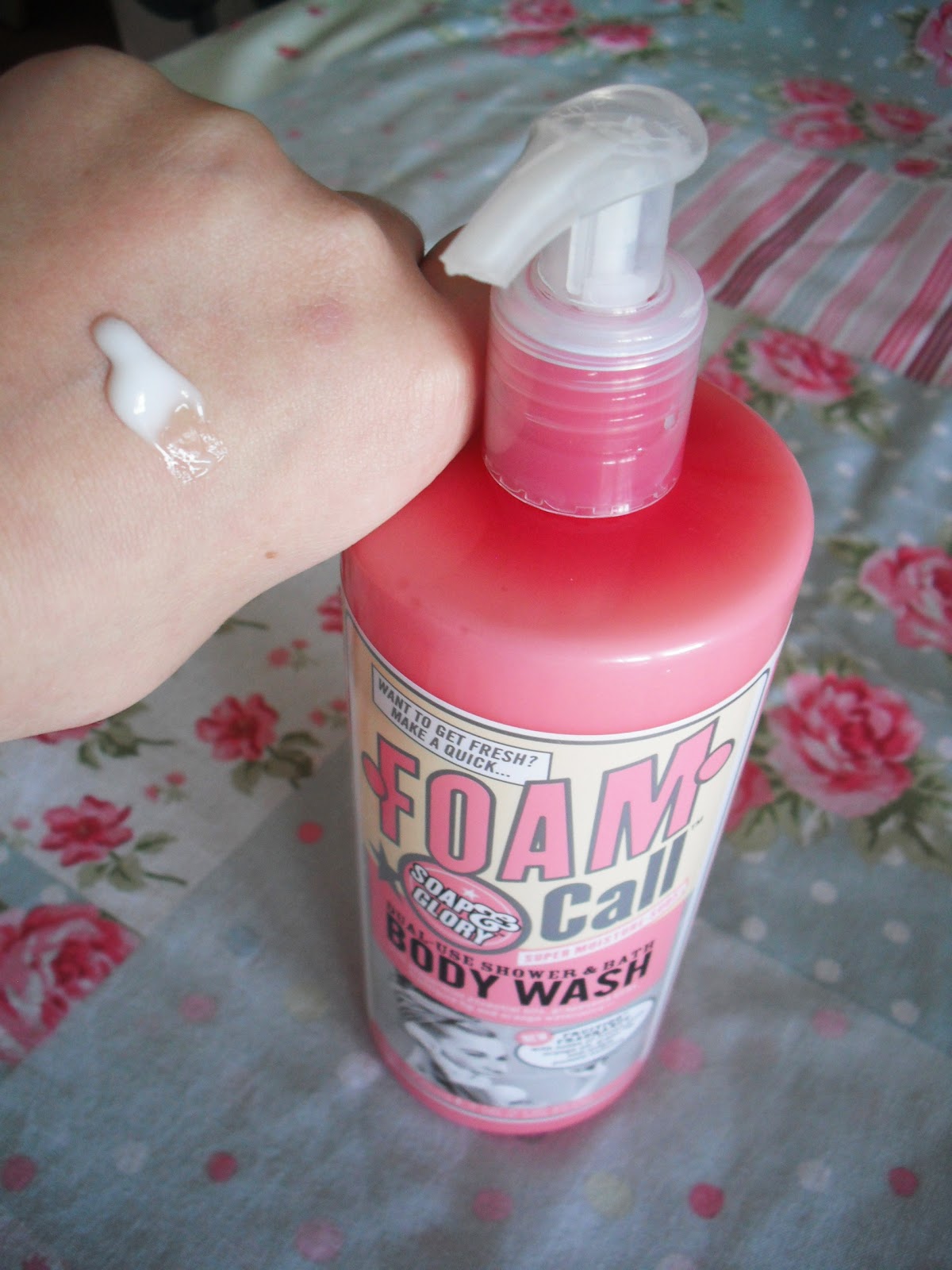Soap and Glory Shower Gels - Clean On Me VS. Foam Call.. ♥ - Victoria's ...