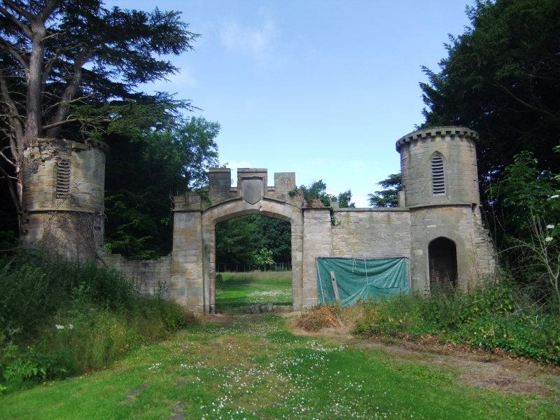 Photographs Of Newcastle: Ravensworth Castle