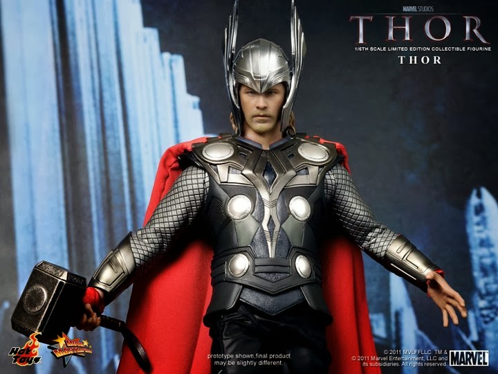 Xoofle: Thor con ese casco y esa capa? Inquietudes by Loki