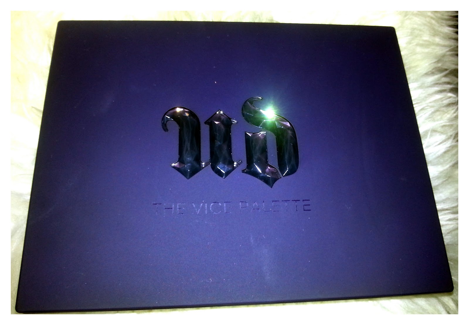 Emtalks: URBAN DECAY VICE PALETTE review