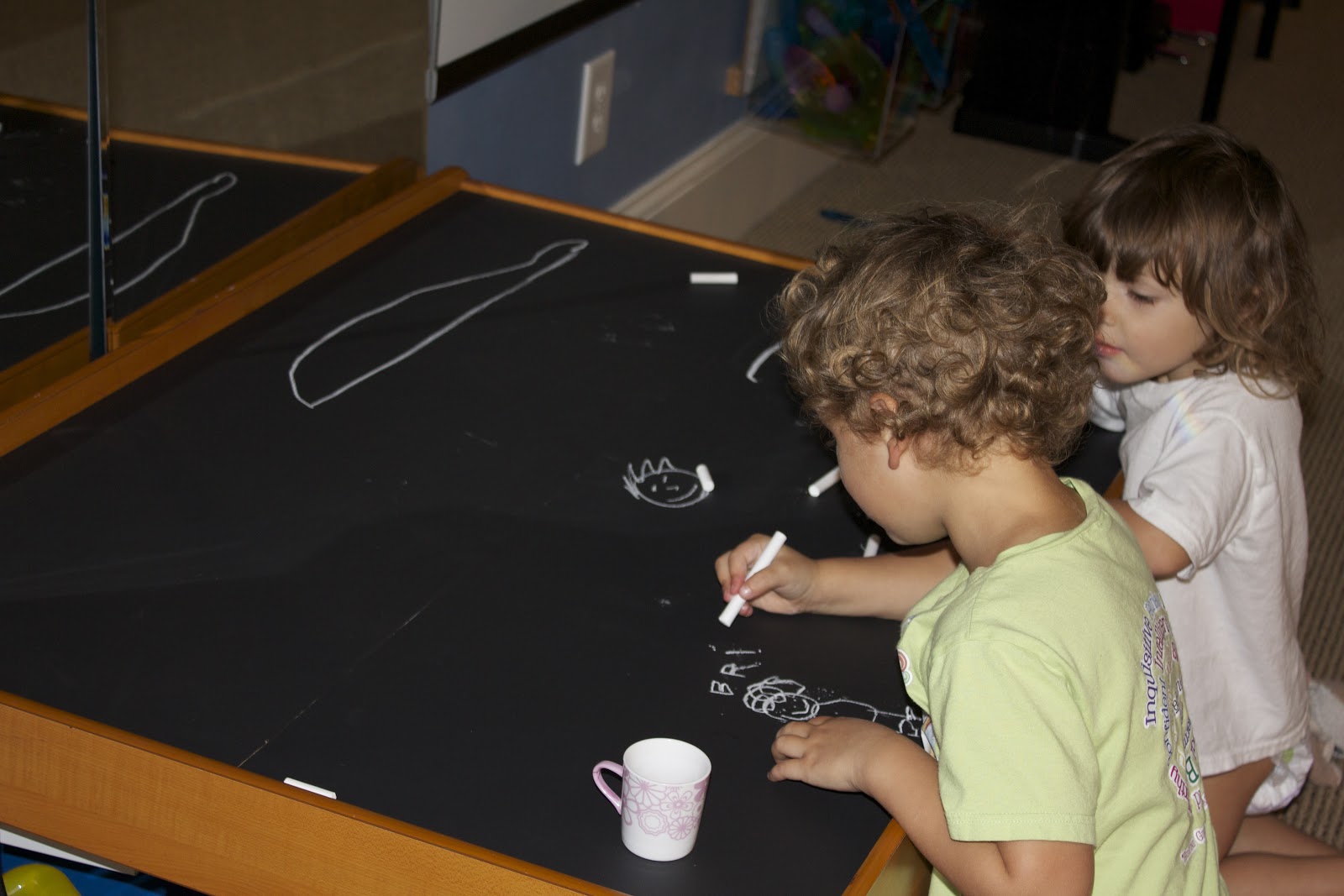 Play At Home Mom LLC: DIY Activity Table