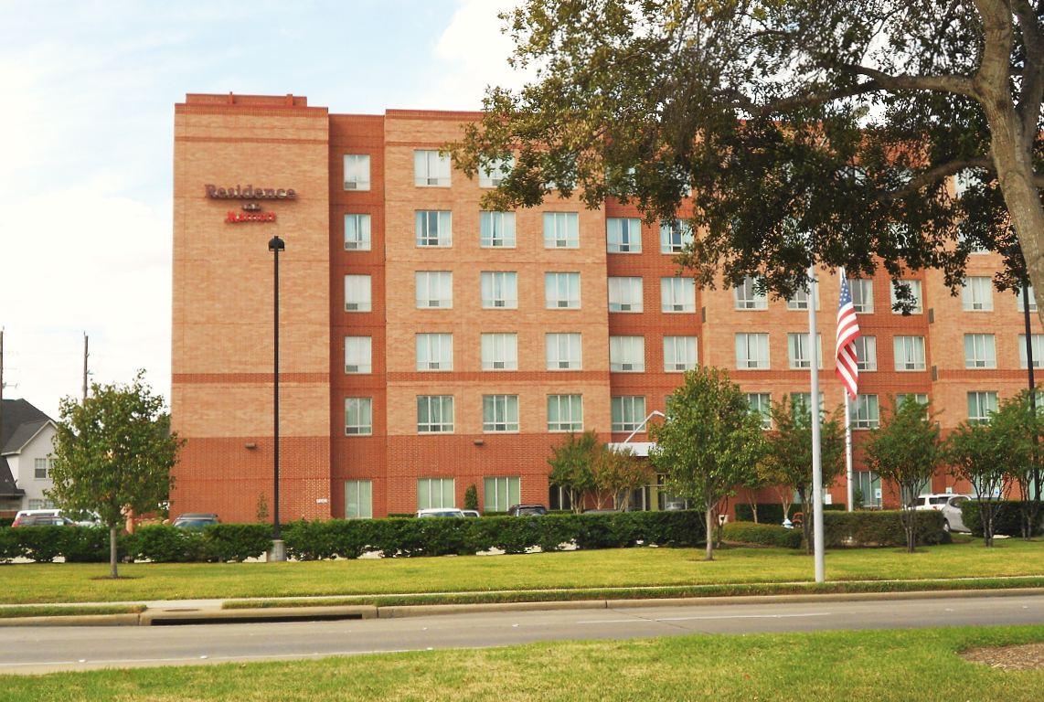 H-Town-West Photo Blog: Marriott Residence Inn (photos and location on map)