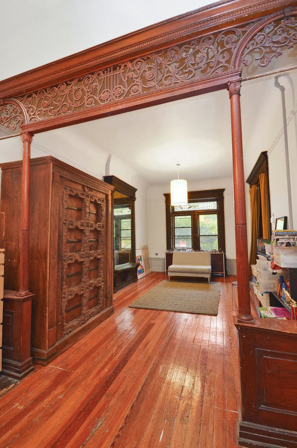 Victorian Gothic interior style: Victorian and Gothic rooms