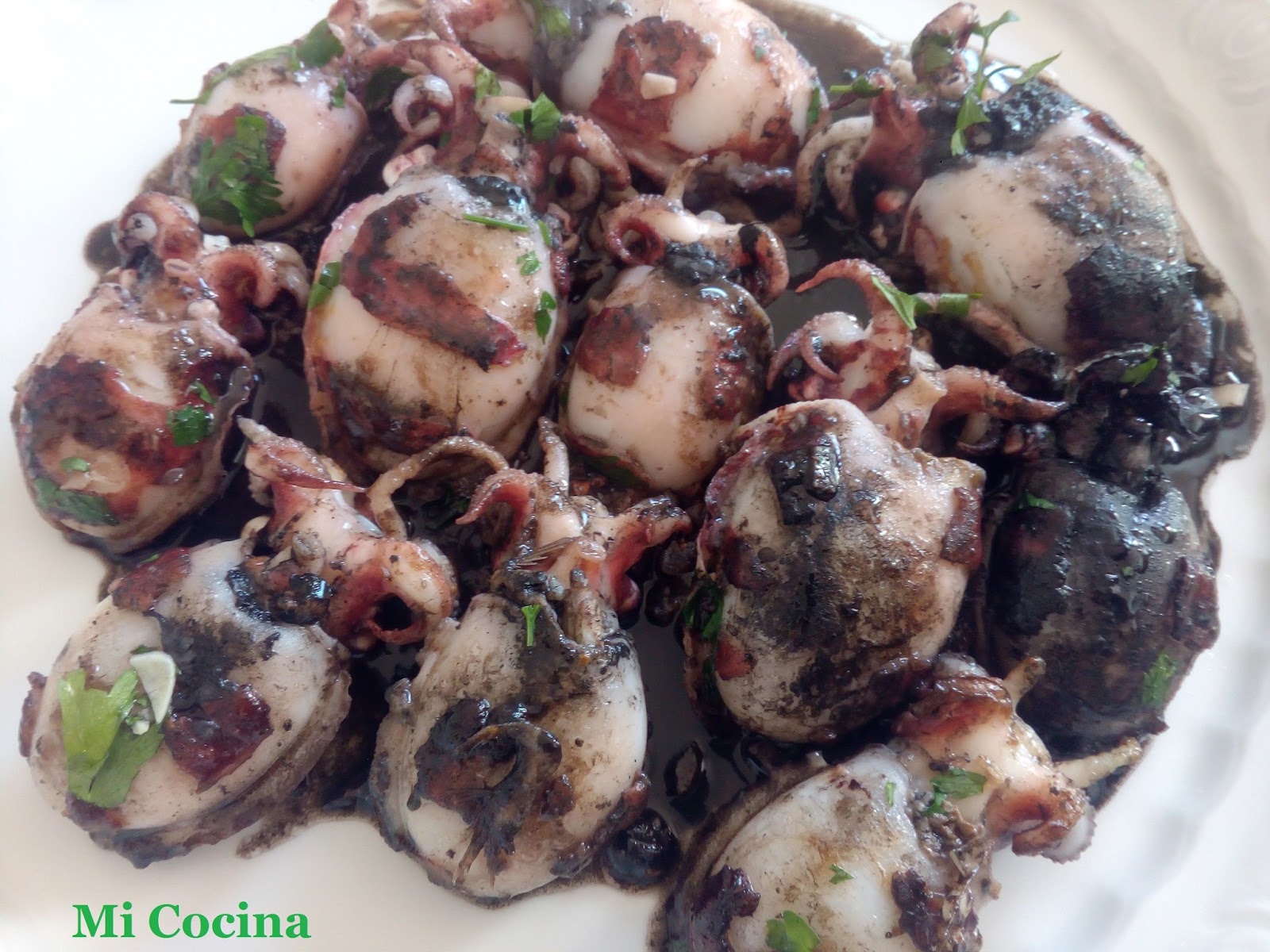 CHOPITOS A LA PLANCHA CON SU TINTA | Mi Cocina