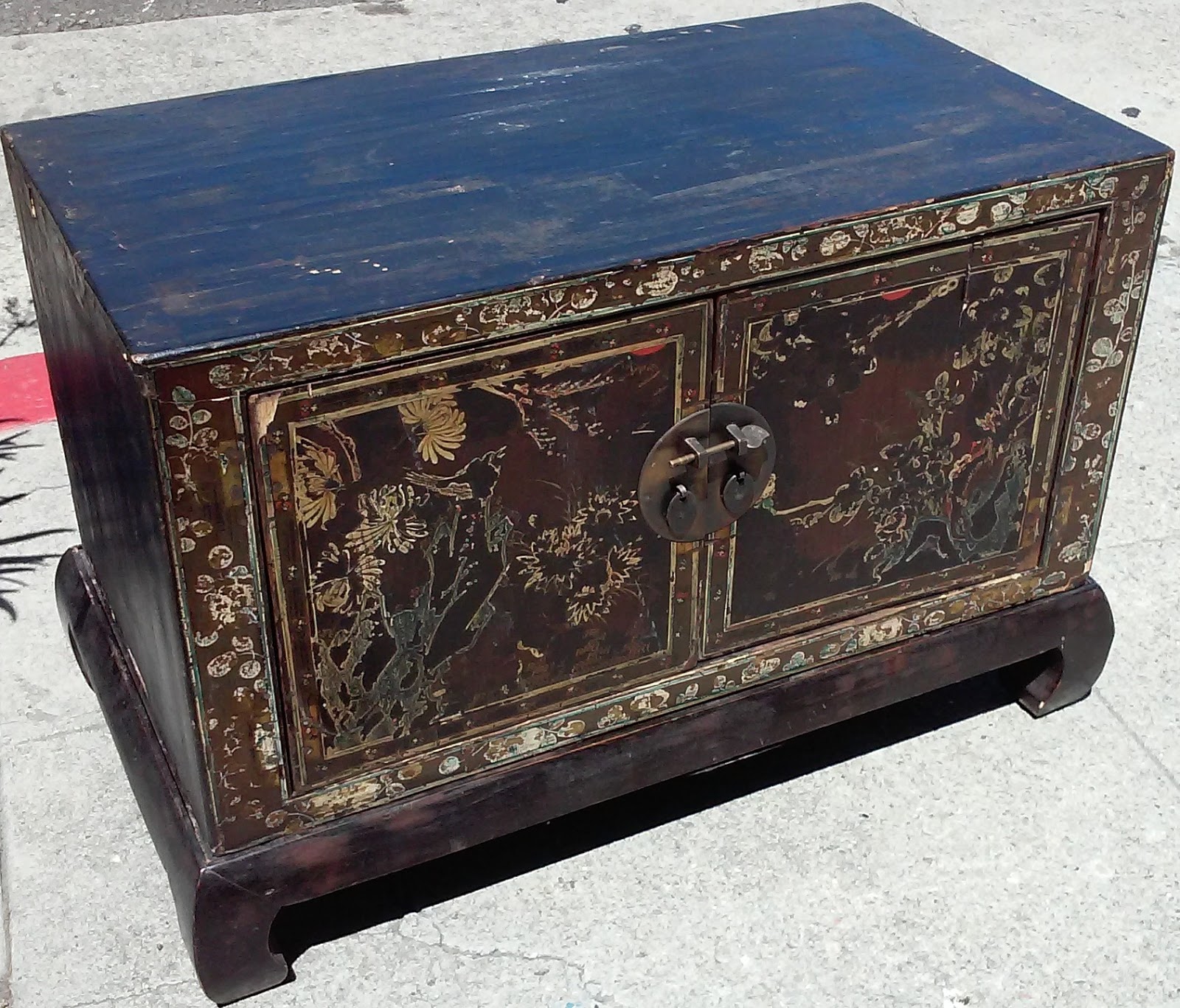 UHURU FURNITURE & COLLECTIBLES: SOLD 2' x 3' Asian Chest - $145