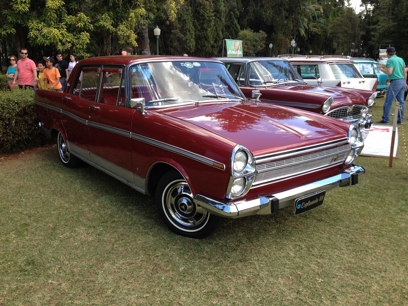 Antigos Verde Amarelo: I Encontro Nacional Simca do Brasil - Poços de ...