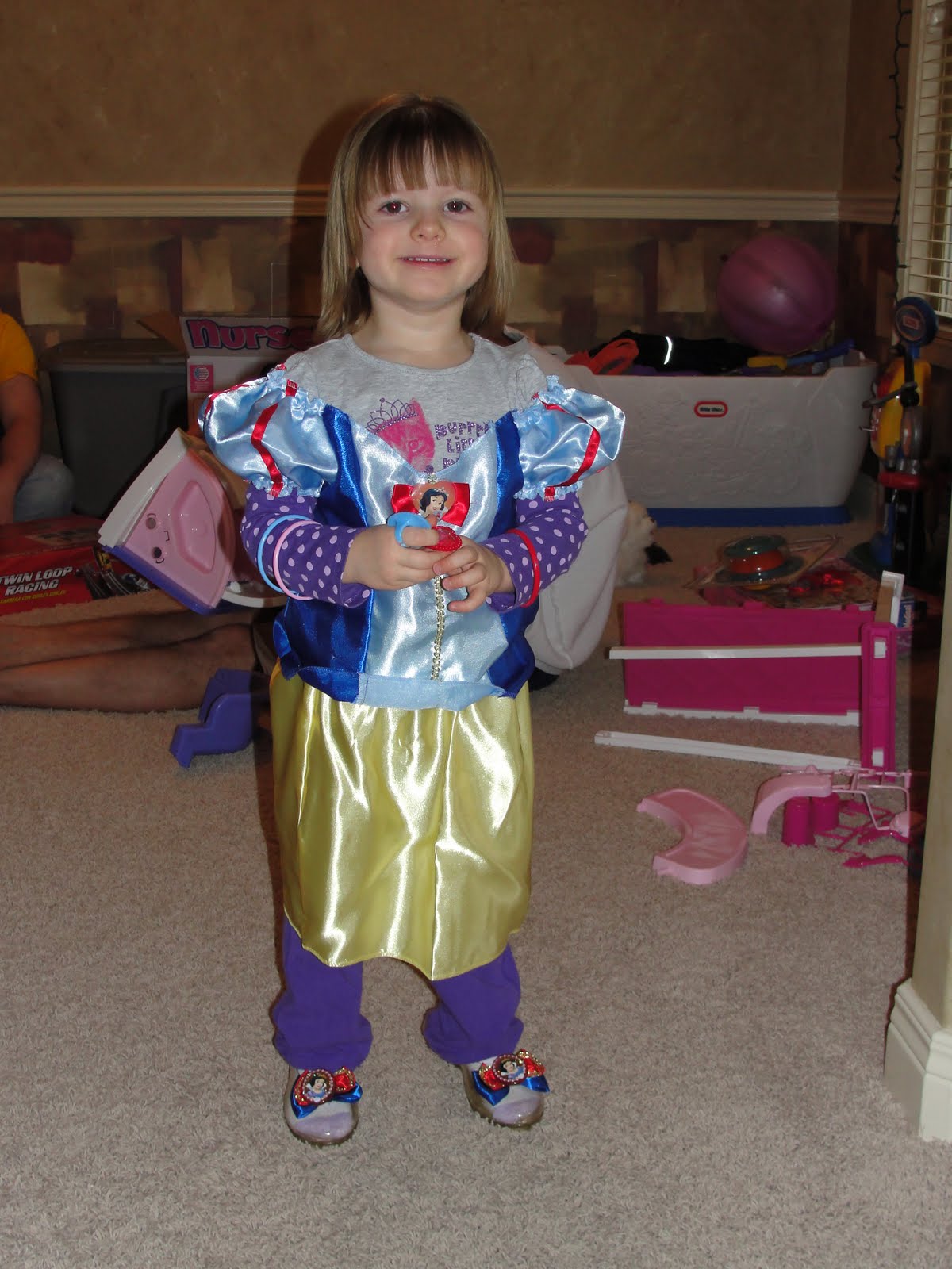 THE JOHNSEN FAMILY: Jace's first game of basketball & Princess Lexi