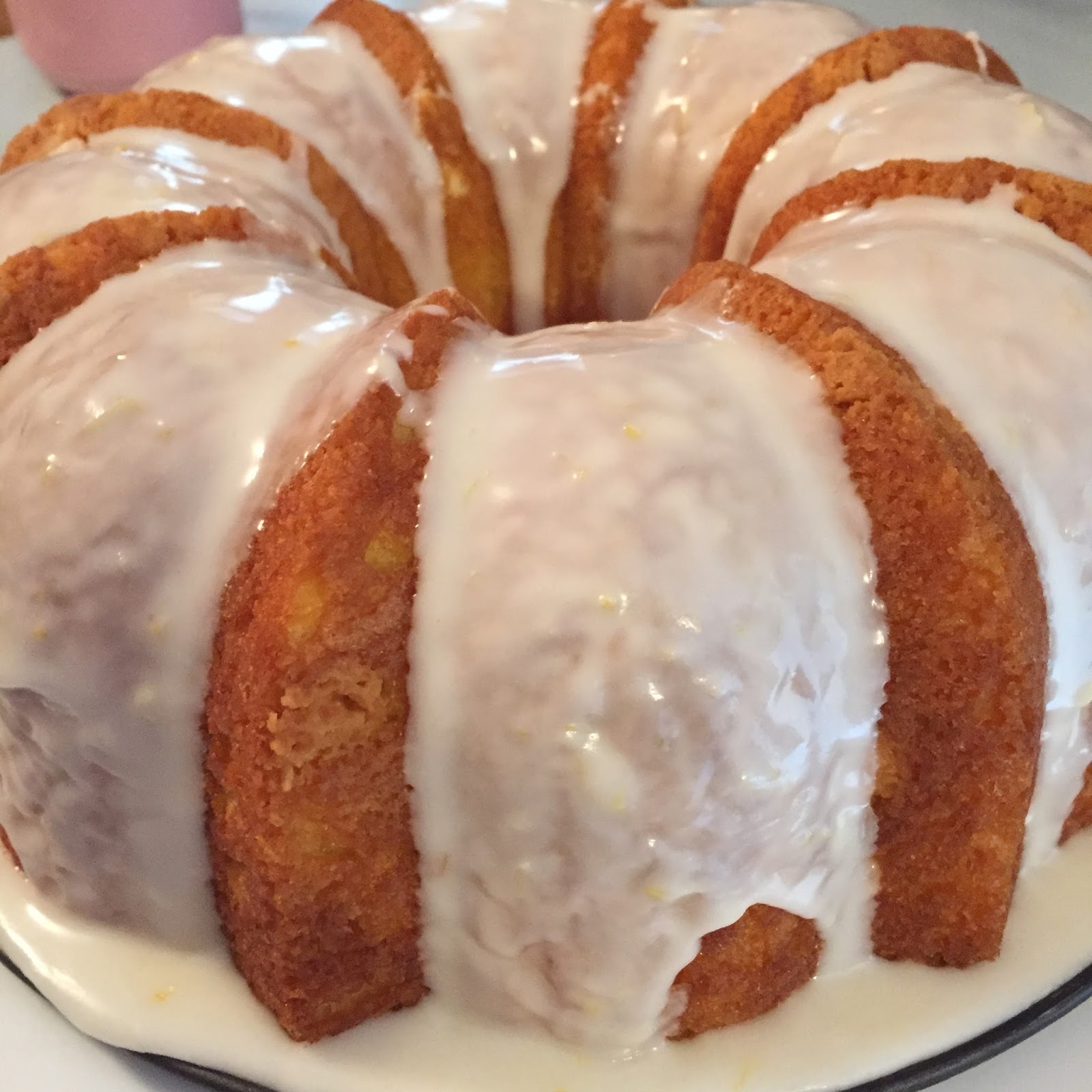 LIFE is better in PINK: Lemon Bundt Cake with Lemon Glaze