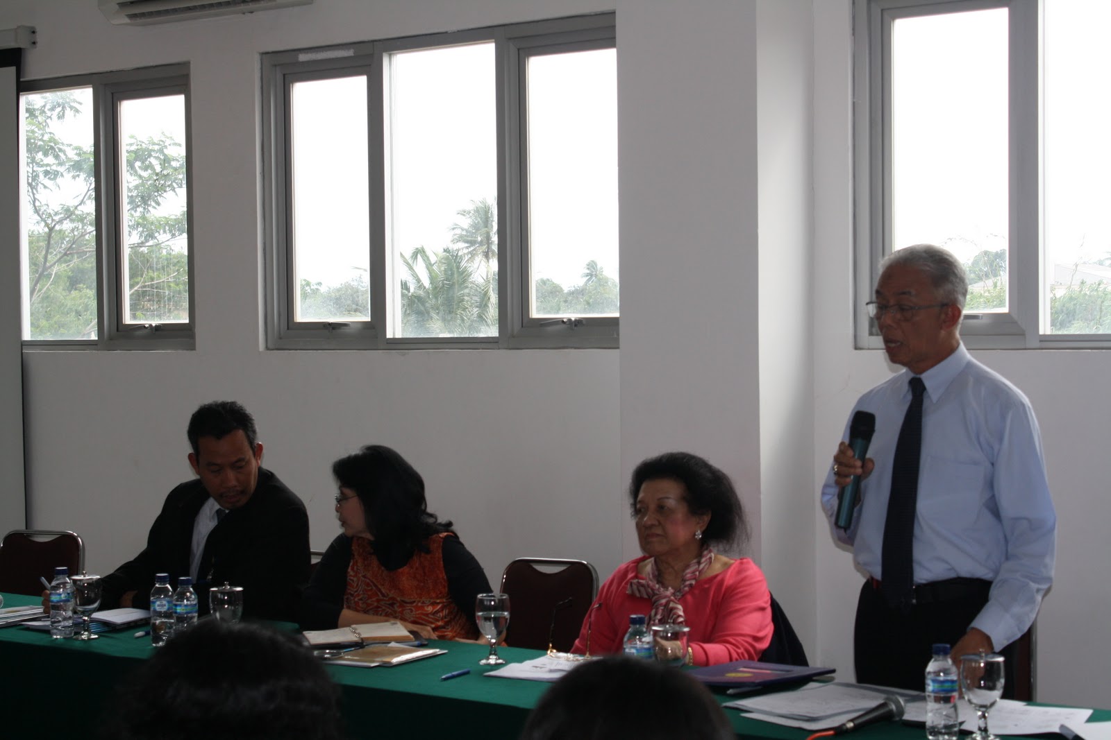 uswadinlabschool: Prof.Dr. Conny R. Semiawan dan Prof. Dr. Arief ...