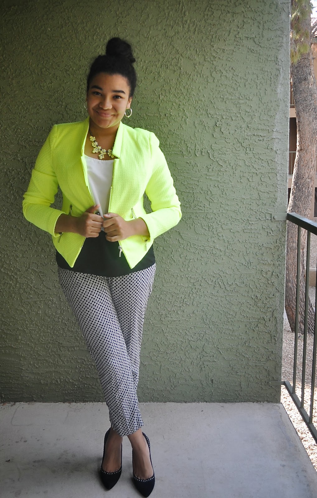 Old Trends Die Hard: Bringing Neons Back! | All Size Fits One