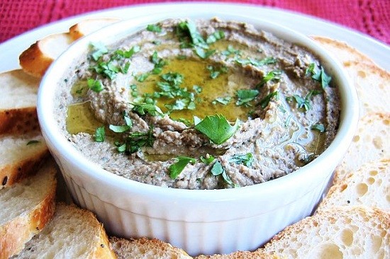 Pateu de pătrunjel - bun, "ca la mama acasă"! - SfatFarma