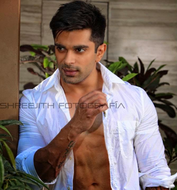 Shirtless Bollywood Men: Karan Singh Grover