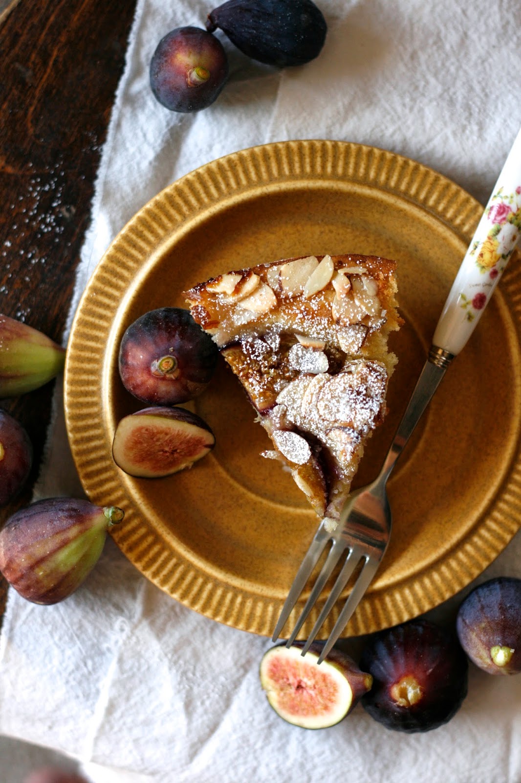 Indigo Scones: Fresh Fig Breakfast Cake and a Road Trip