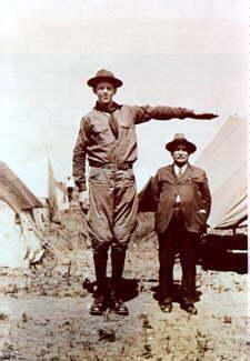 Paranormal And Strange World: Robert Pershing Wadlow - The Tallest ...