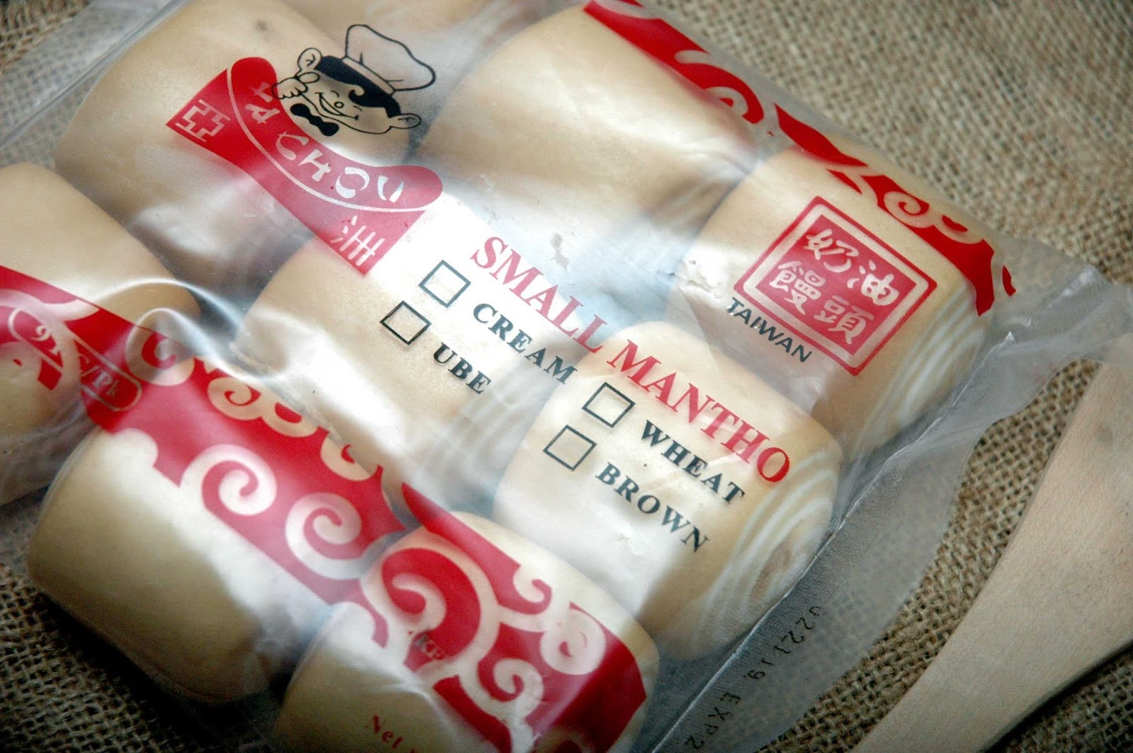 DUDE FOR FOOD: Steamed or Fried? Mantho, Betso-Betso, Cheng Pao and ...