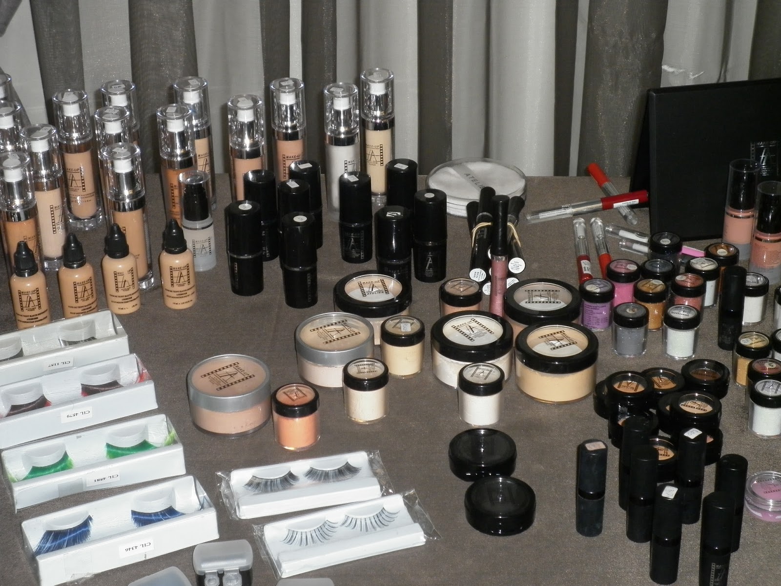 Beauty Stardust: ΣΕΜΙΝΑΡΙΟ ΚΑΛΟΚΑΙΡΙΝΟΥ ΜΑΚΙΓΙΑΖ ΜΕ ΤΑ ATELIER.