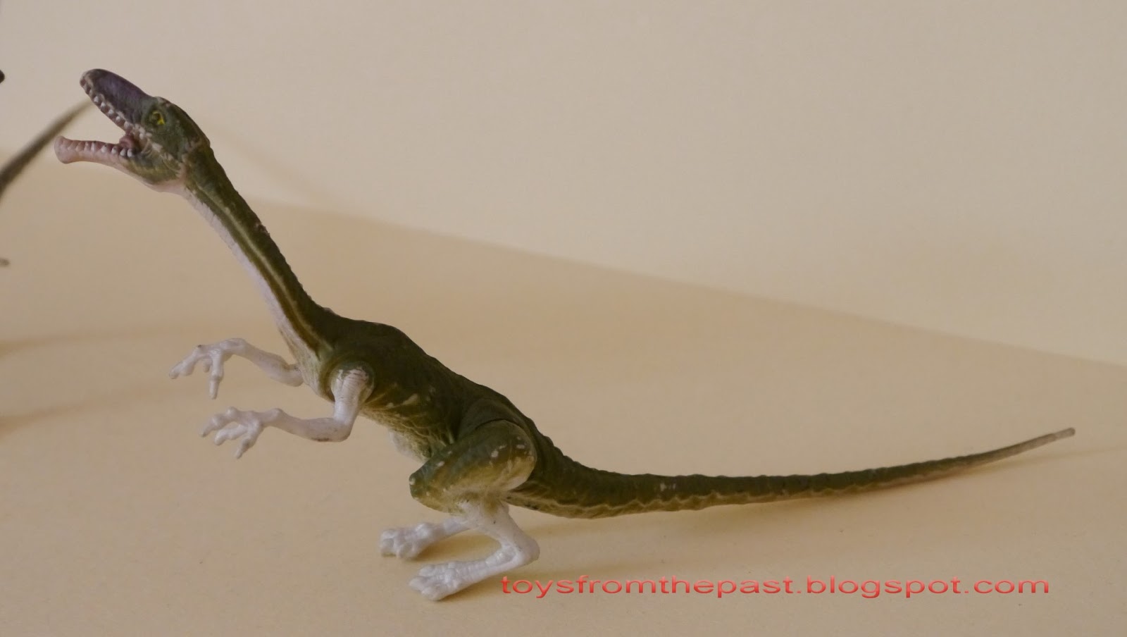 Toys from the Past: #611 JURASSIC PARK - COLEPHYSIS (JP04) (1993)