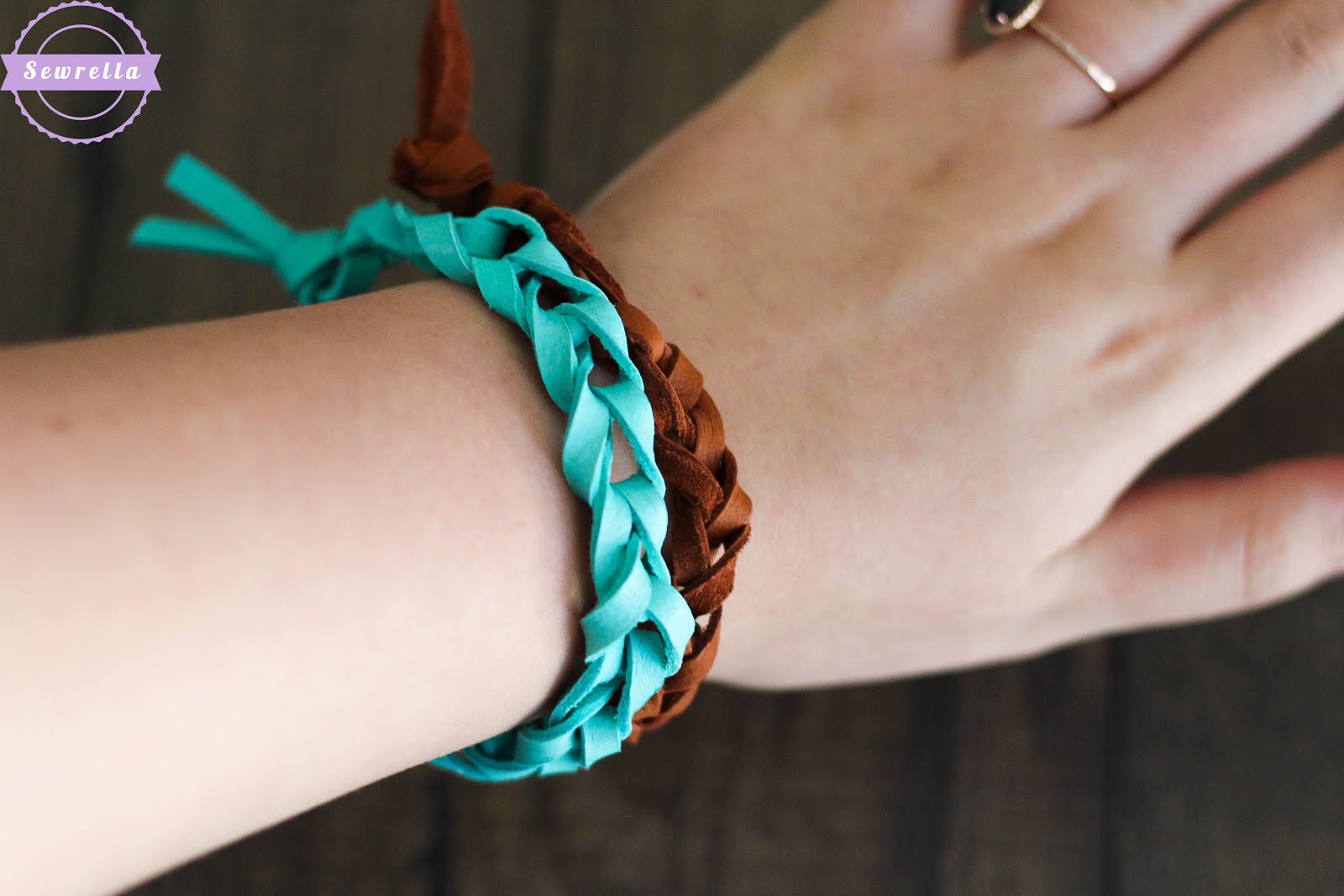 $1 Leather Chain Stitch Bracelet • Sewrella