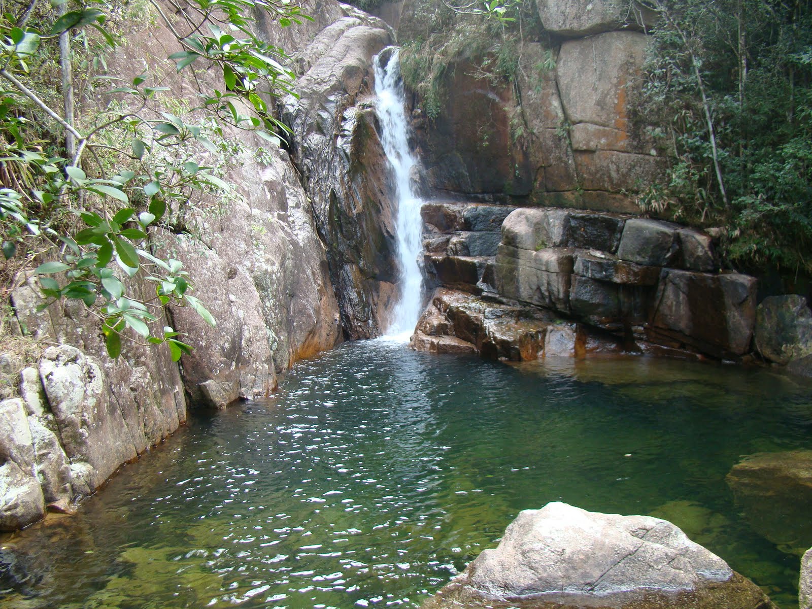 FOTOS DAS MARAVILHAS DA NATUREZA: CACHOEIRA DA ENSEADA DE BRITO-PALHOÇA-SC