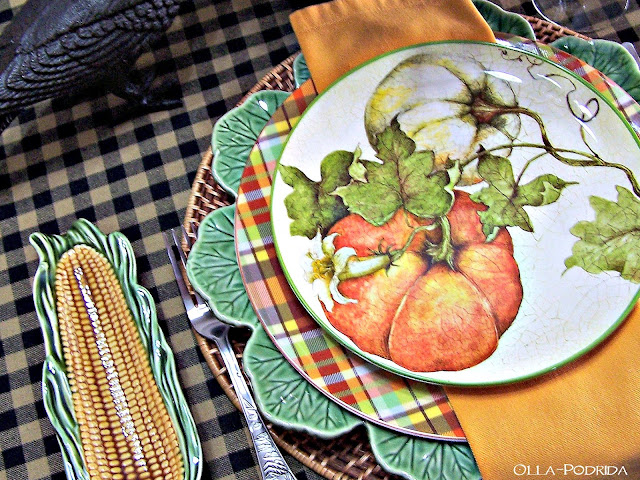 Olla-Podrida: Crow & Corn Tablescape