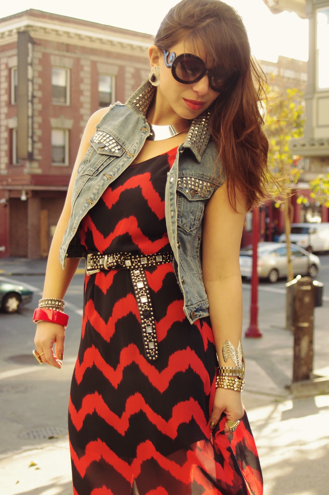 The Hourglass: A rad dress & a nod to the 90s