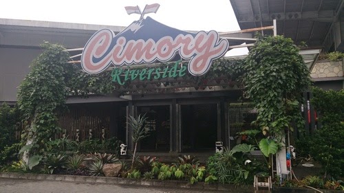 Kuliner Bogor - Cimory Riverside Resto